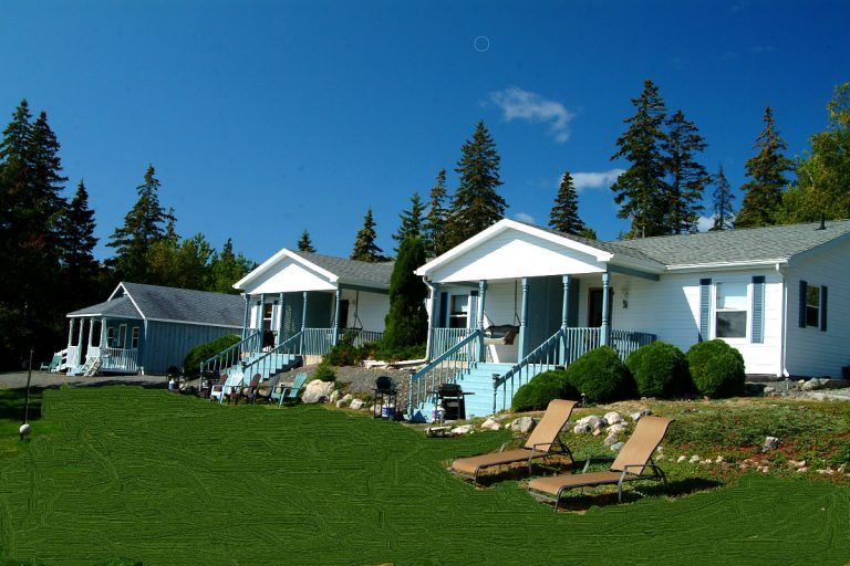 Seaside Cottages – Sea Parrot Ocean View Manor